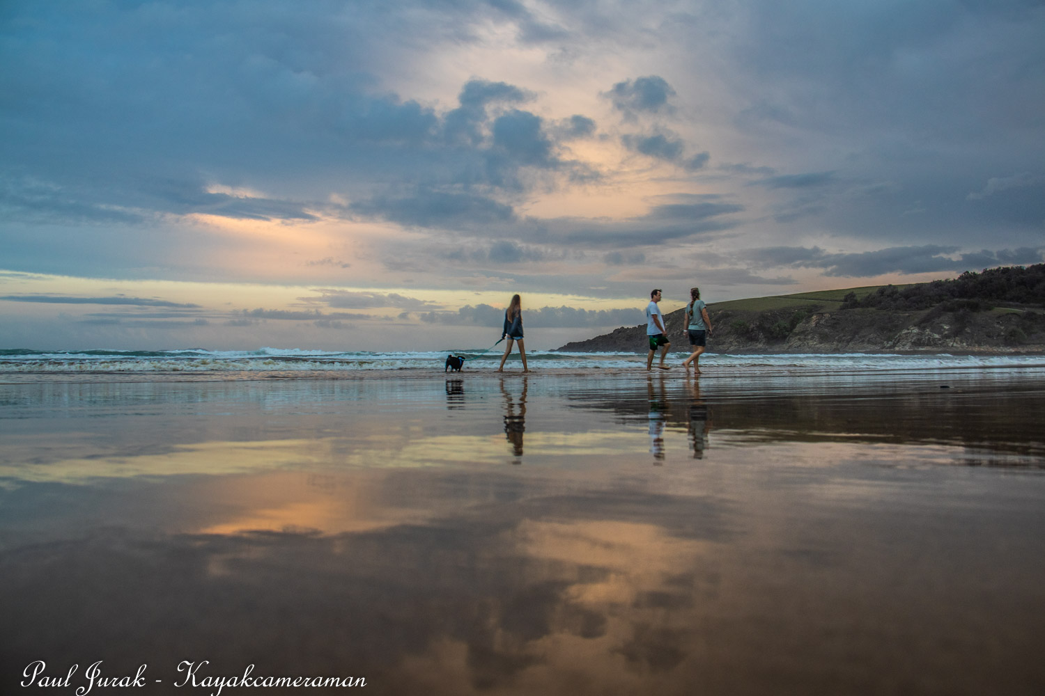 Arvo Walks on Emerald Beach are the Best | kayakcameraman